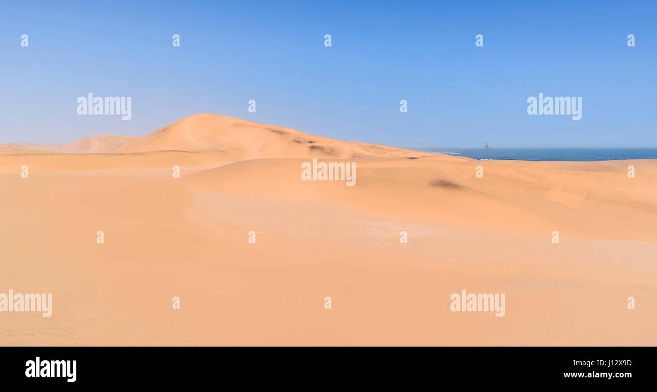 Namib desert scenery around the Sossusvlei area in Namibia, Africa ...
