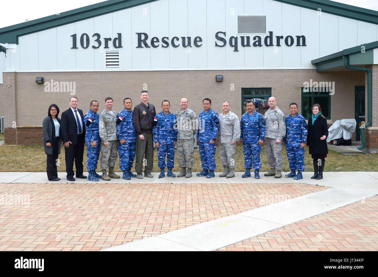 106 rescue wing hi-res stock photography and images - Alamy