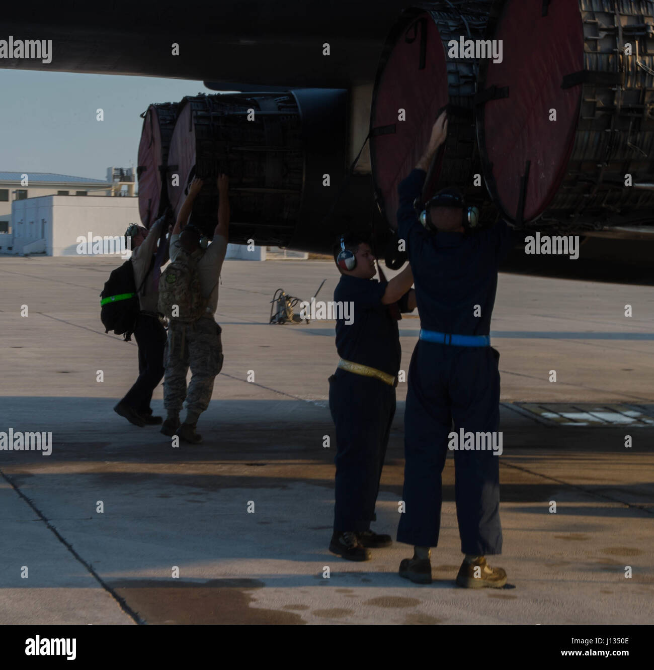 General electric f101 ge 102 hi-res stock photography and images - Alamy