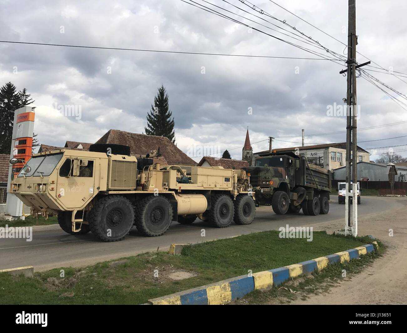 CINCU, Romania -- Soldiers of the South Carolina Army National Guard ...