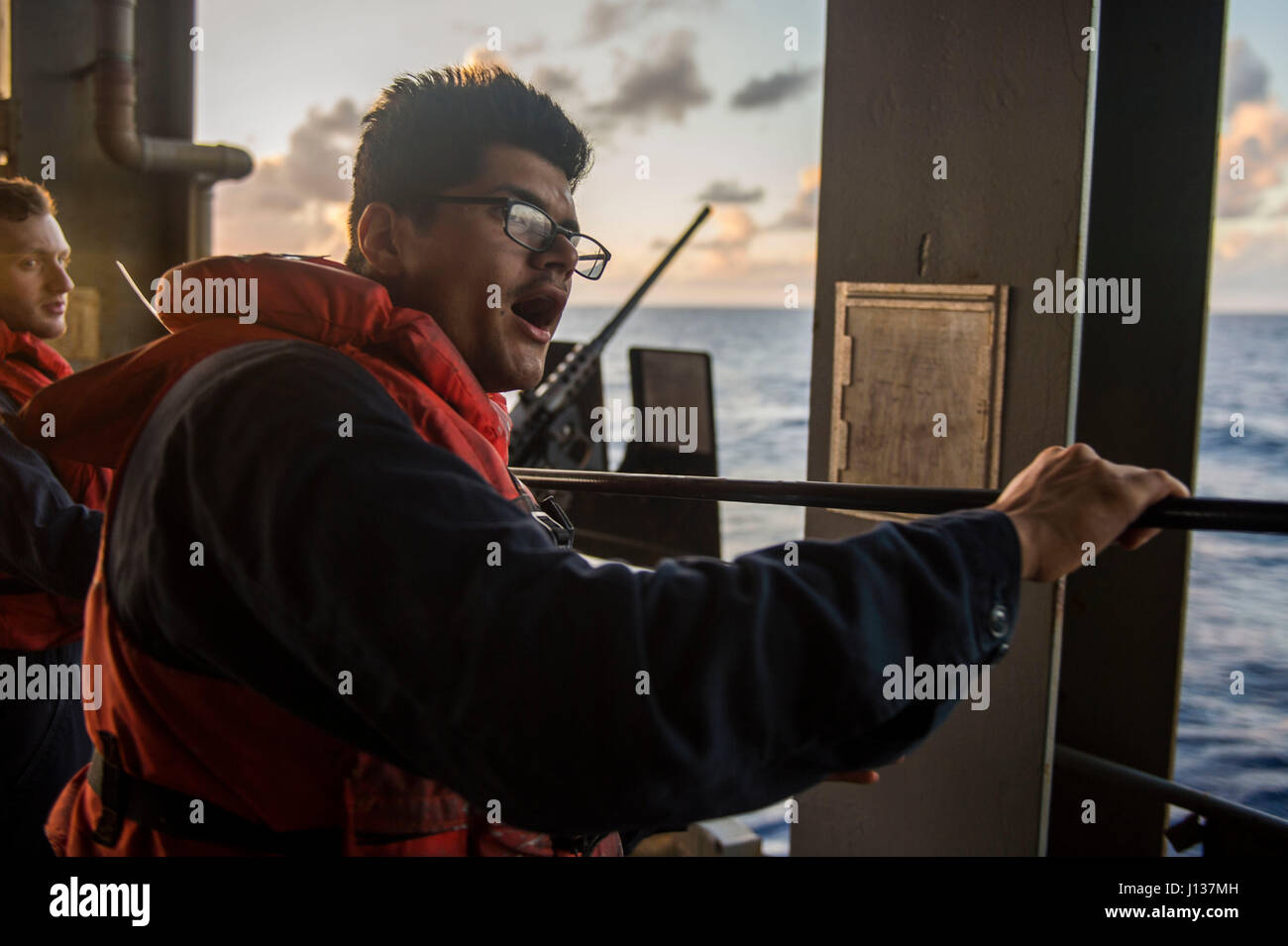 Towed decoy system hi-res stock photography and images - Alamy