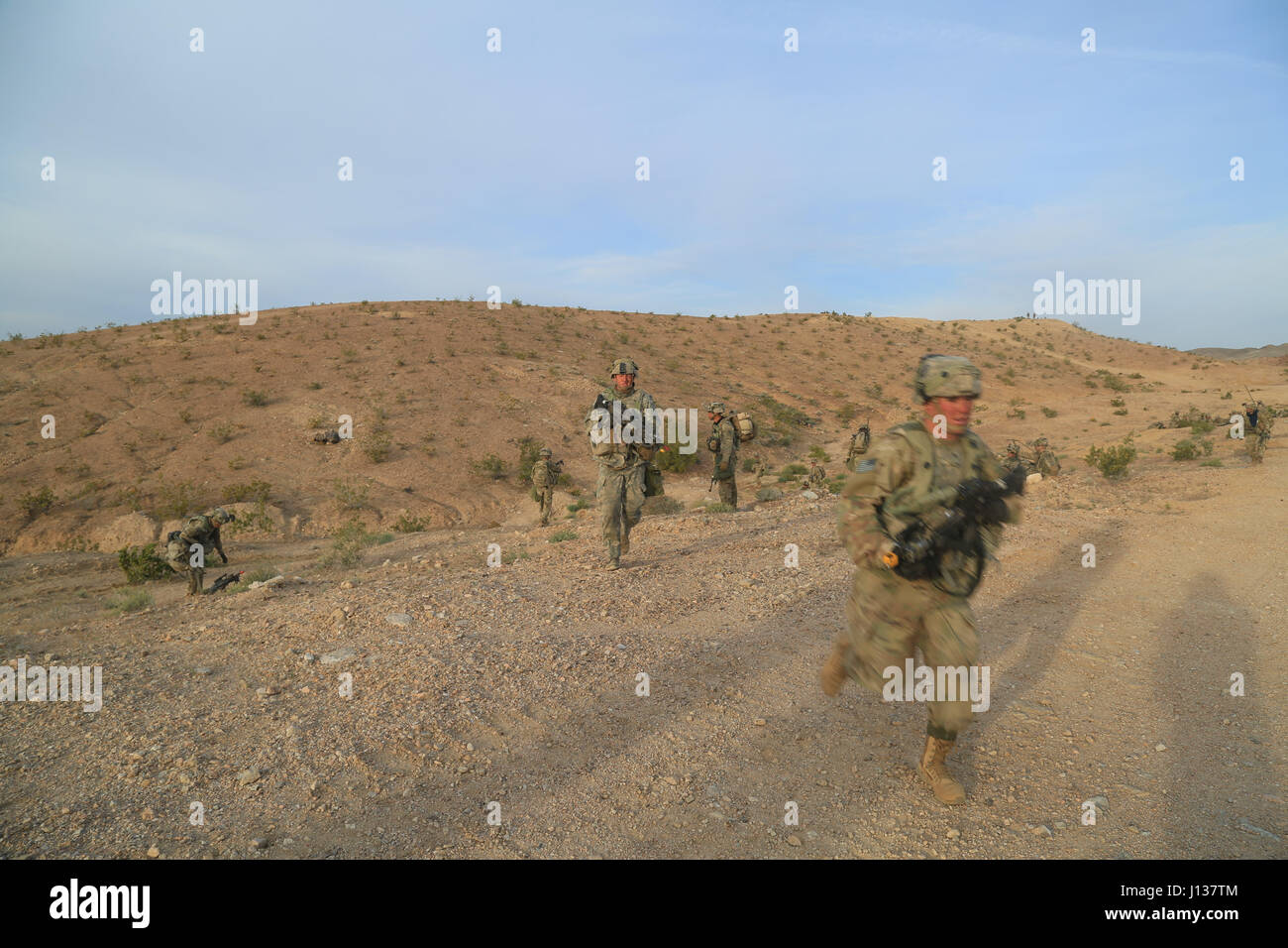 U.S. Army Soldiers of 1st Battalion, 30th Infantry Regiment, run ...