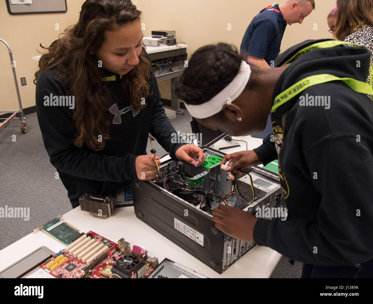 Spawar systems center atlantic hi-res stock photography and images - Alamy