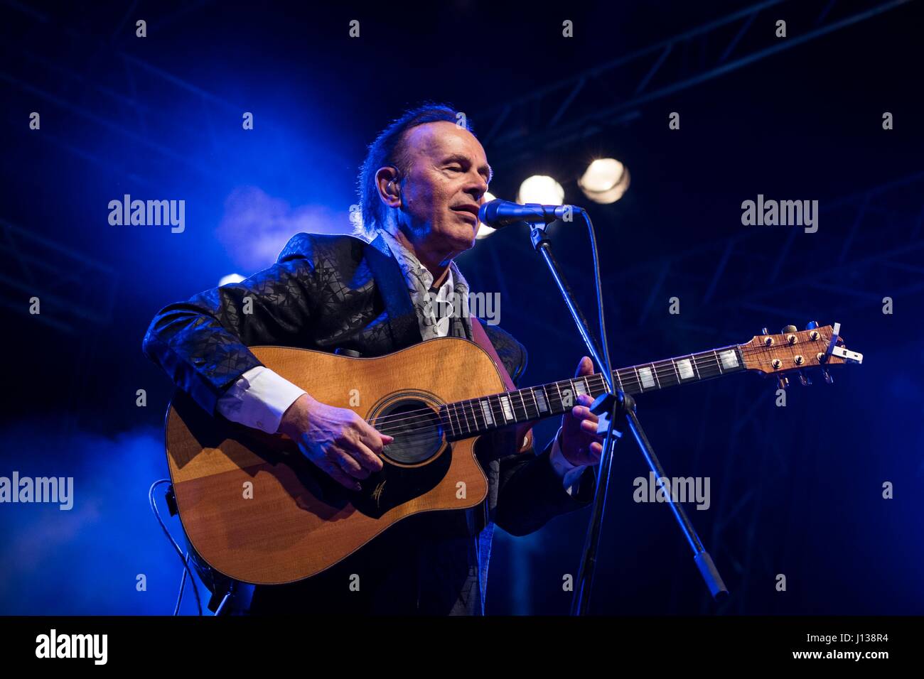 Dodi battaglia pooh hi-res stock photography and images - Alamy