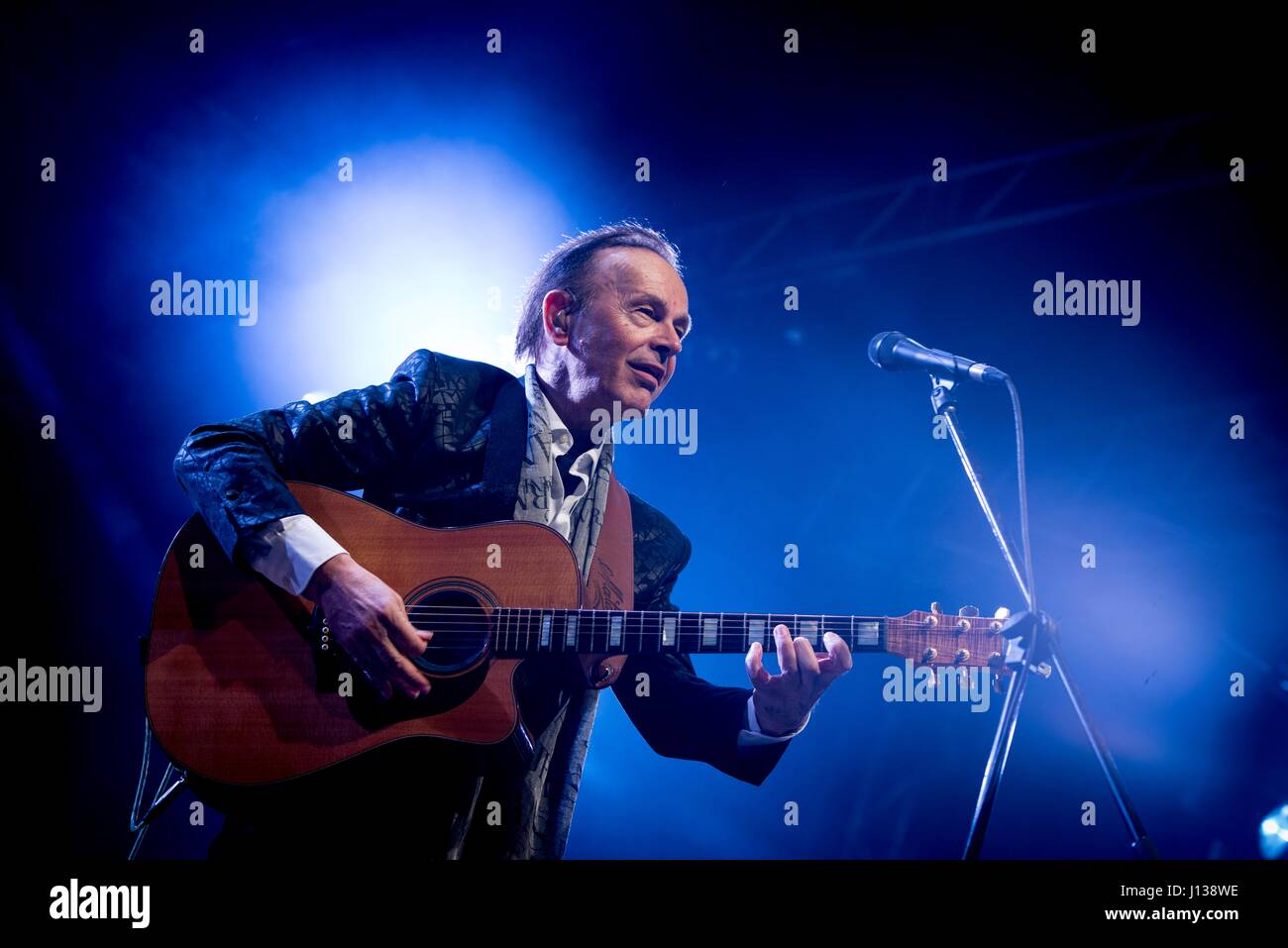 Pooh singer hi-res stock photography and images - Alamy