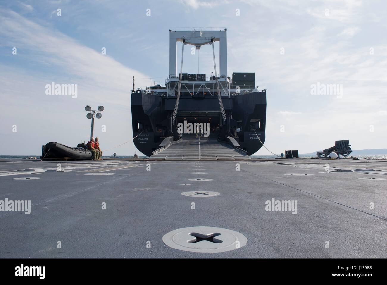 Maritime prepositioning ship hi-res stock photography and images - Alamy