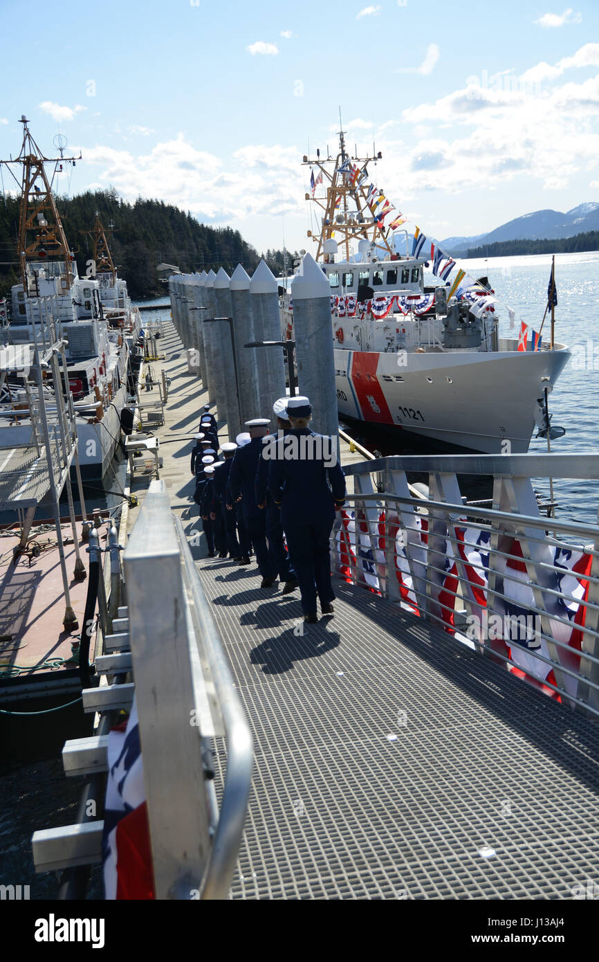 110 foot cutter hi-res stock photography and images - Alamy
