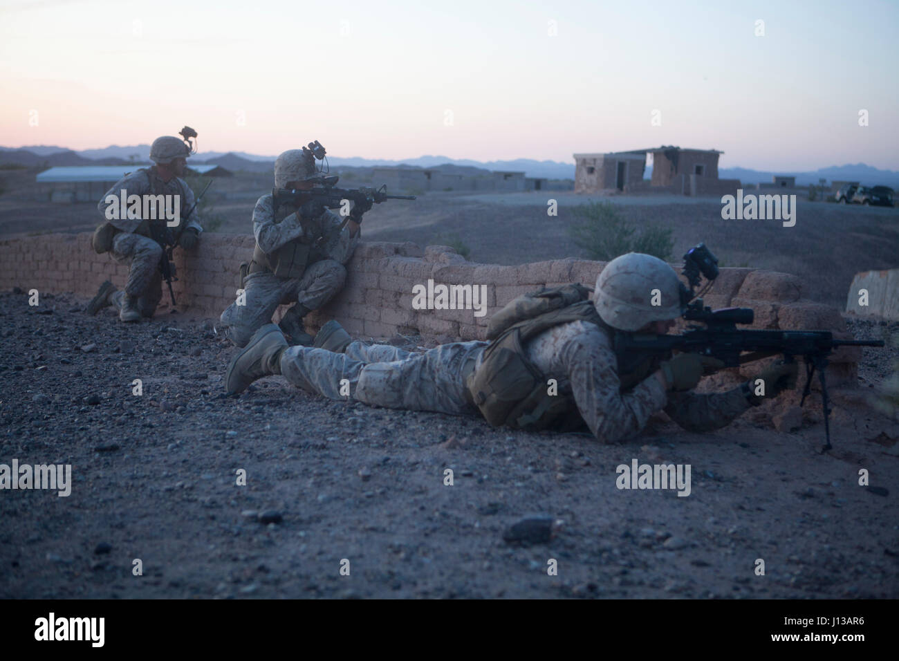 Usmc heavy weapons hi-res stock photography and images - Alamy