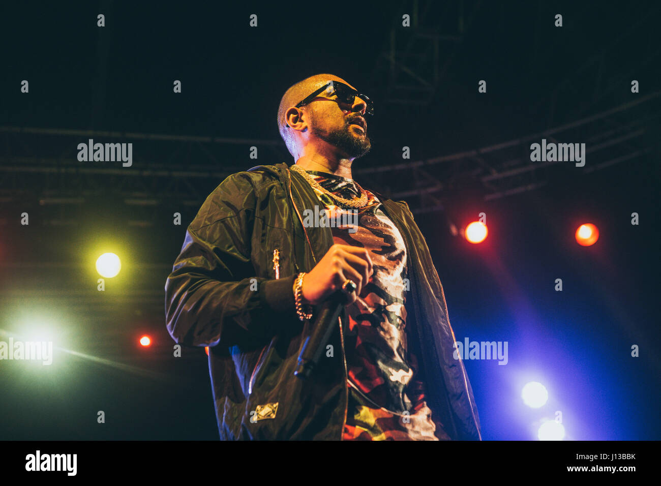 Jamaican rapper Sean Paul performs live at Fabrique (Photo by: Mairo ... Jamaican rapper Sean Paul performs live at Fabrique (Photo by: Mairo ...