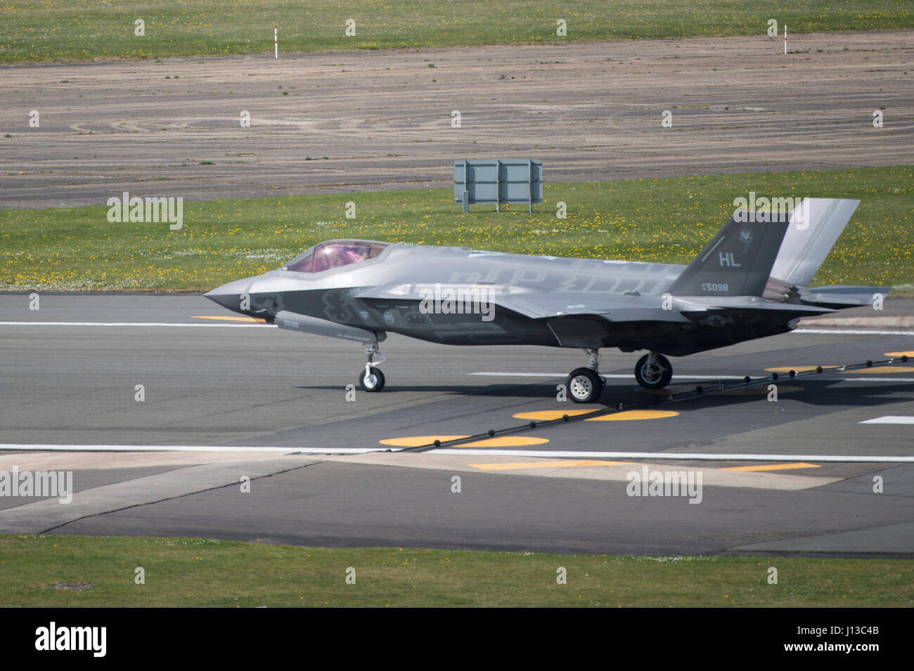 An F-35 Lightning II from the 34th Fighter Squadron at Hill Air Force ...