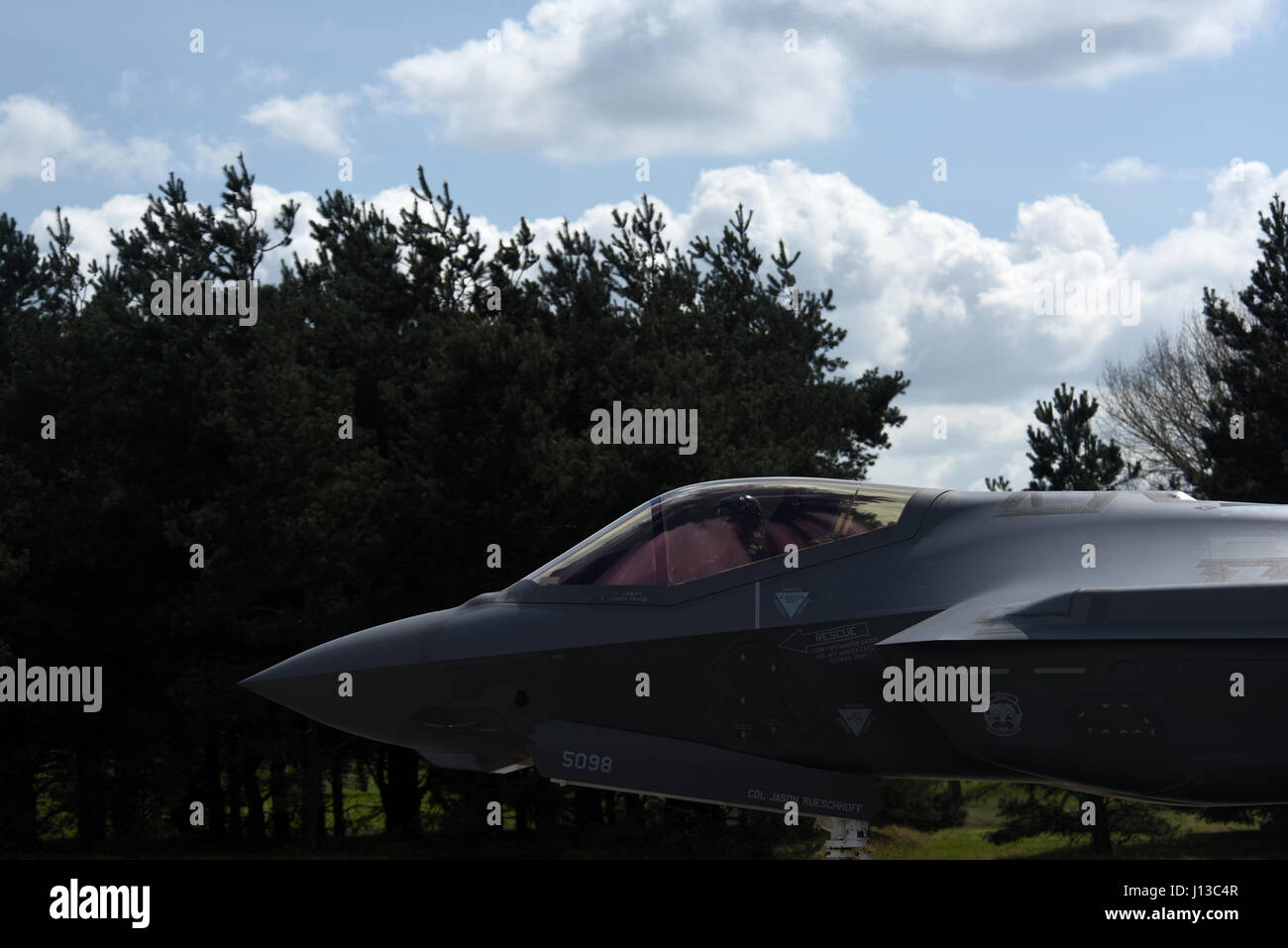 An F-35 Lightning II from the 34th Fighter Squadron at Hill Air Force ...