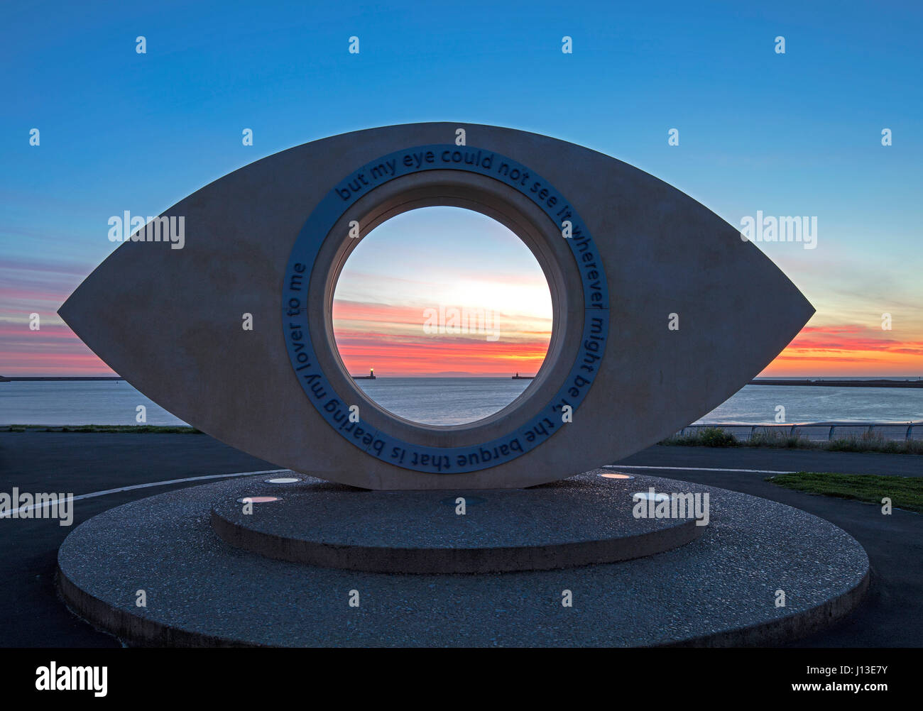 Dawn over South Shields at 'The Eye', South Shields, North East England ...