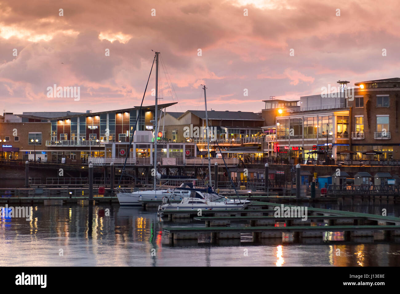 Cardiff Bay Wales Water High Resolution Stock Photography and Images ...