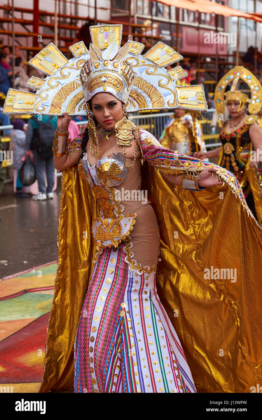 Gold inca mask hi-res stock photography and images - Alamy