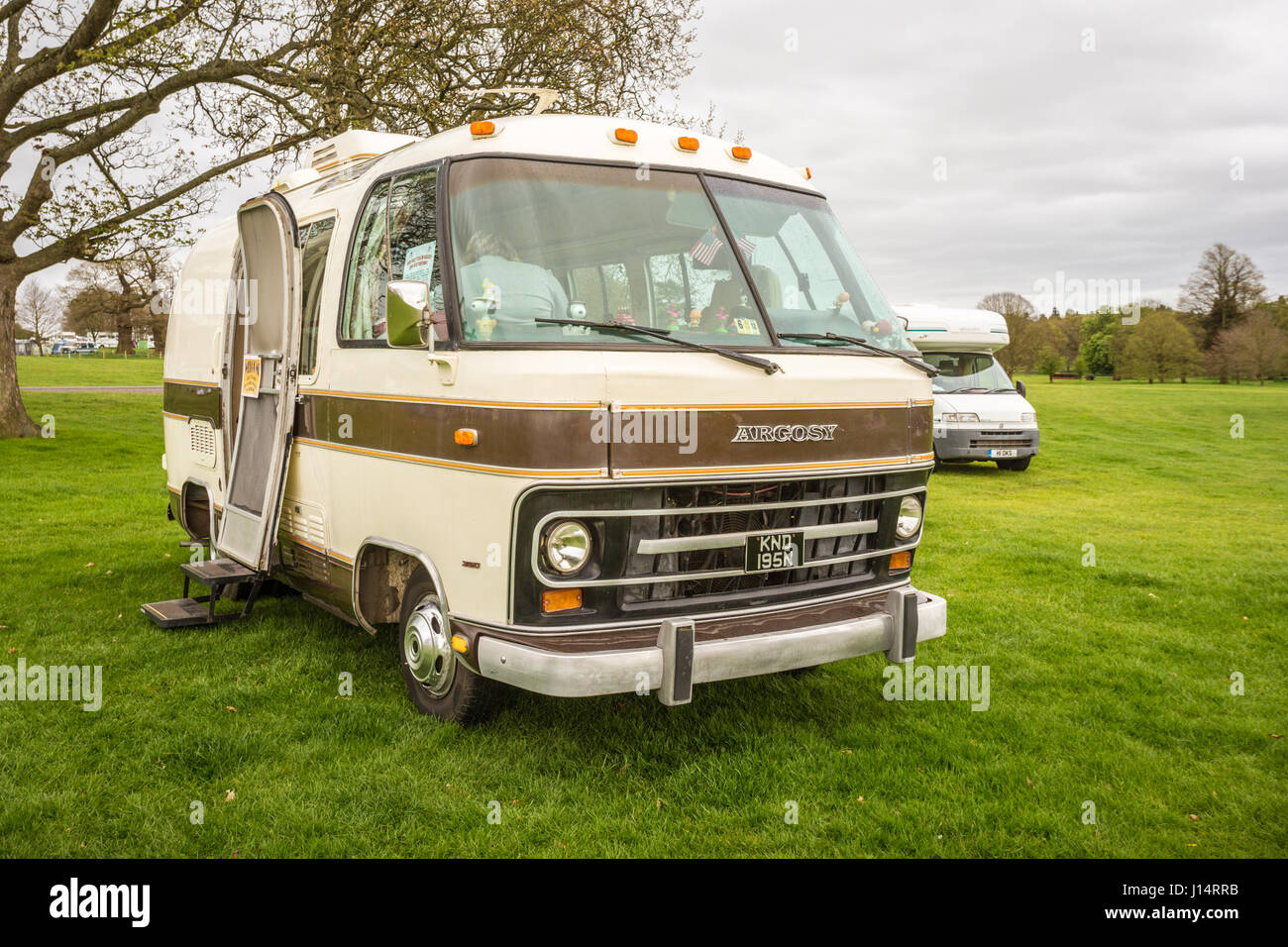 Vintage motorhome hi-res stock photography and images - Alamy