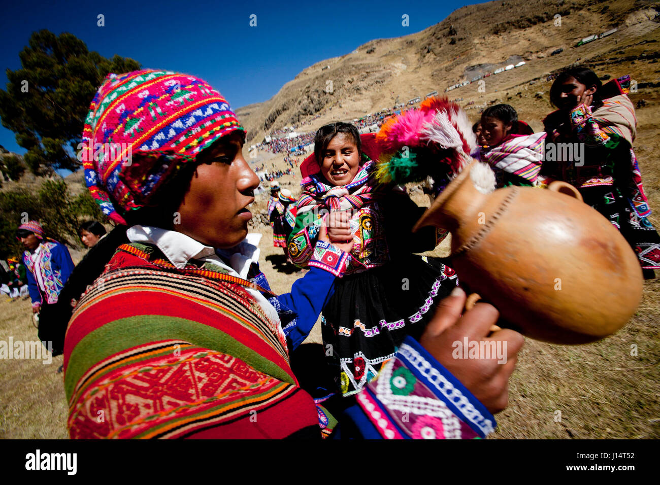 Inca rop bridge hi-res stock photography and images - Alamy