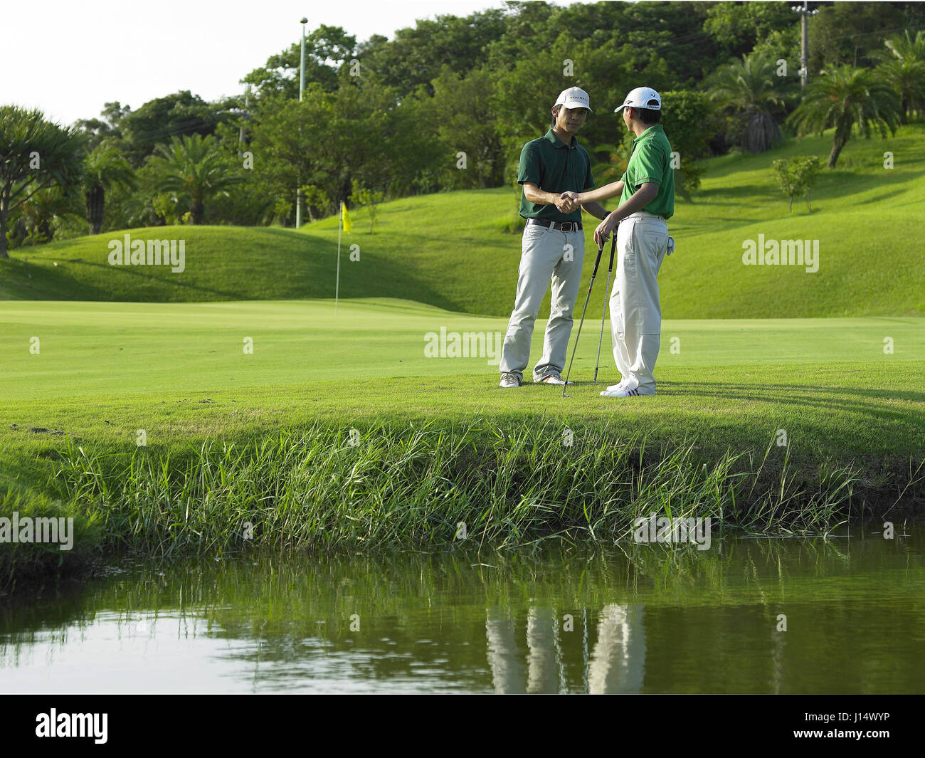 Golf handshake hi-res stock photography and images - Alamy
