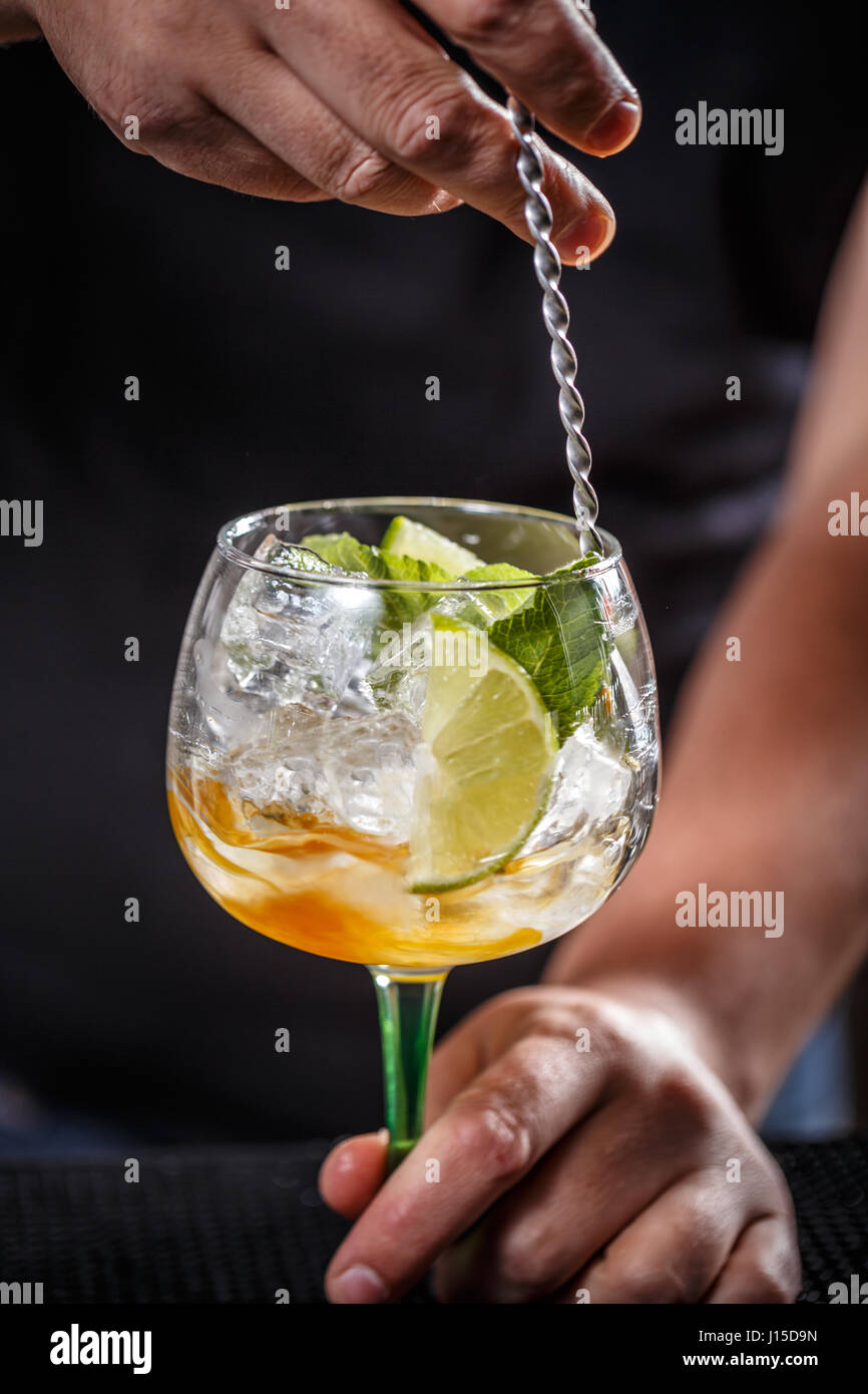 Stirring bar hi-res stock photography and images - Alamy