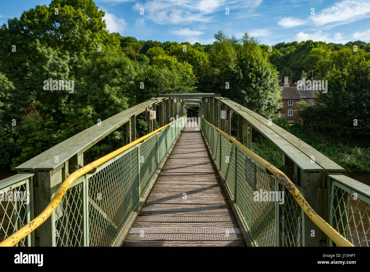 The Jackfield and Coalport Memorial Bridge, over the river Severn at ...