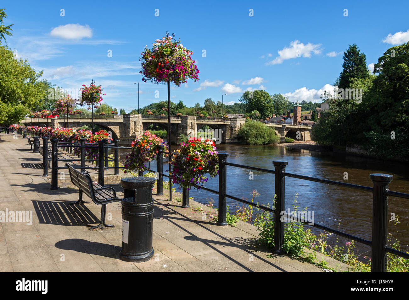 River severn and bridge hi-res stock photography and images - Alamy