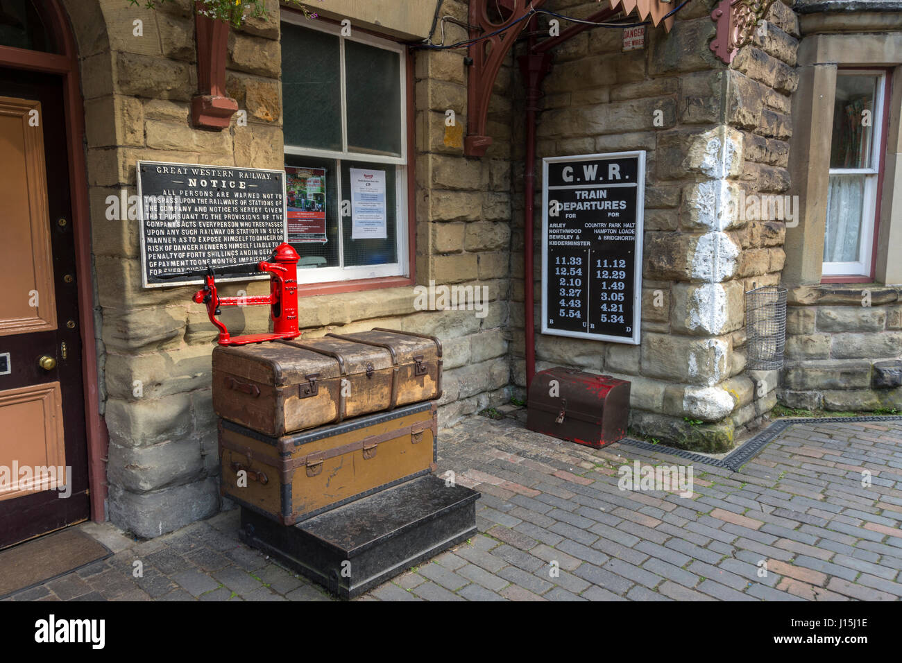 Vintage sign, weigh scales and luggage display at Highley railway ...