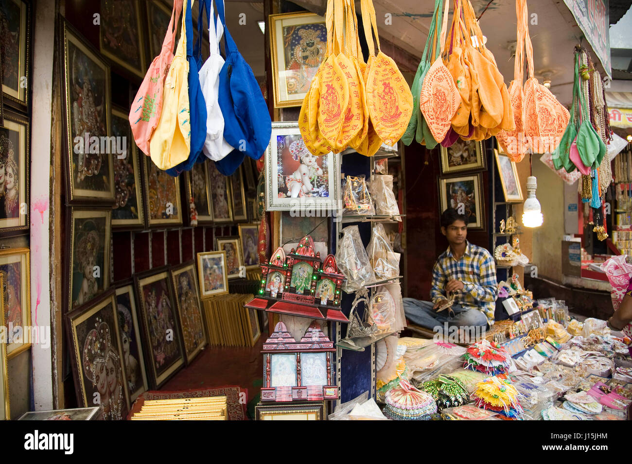 Religious shop, vrindavan, mathura, uttar pradesh, india, asia Stock ...