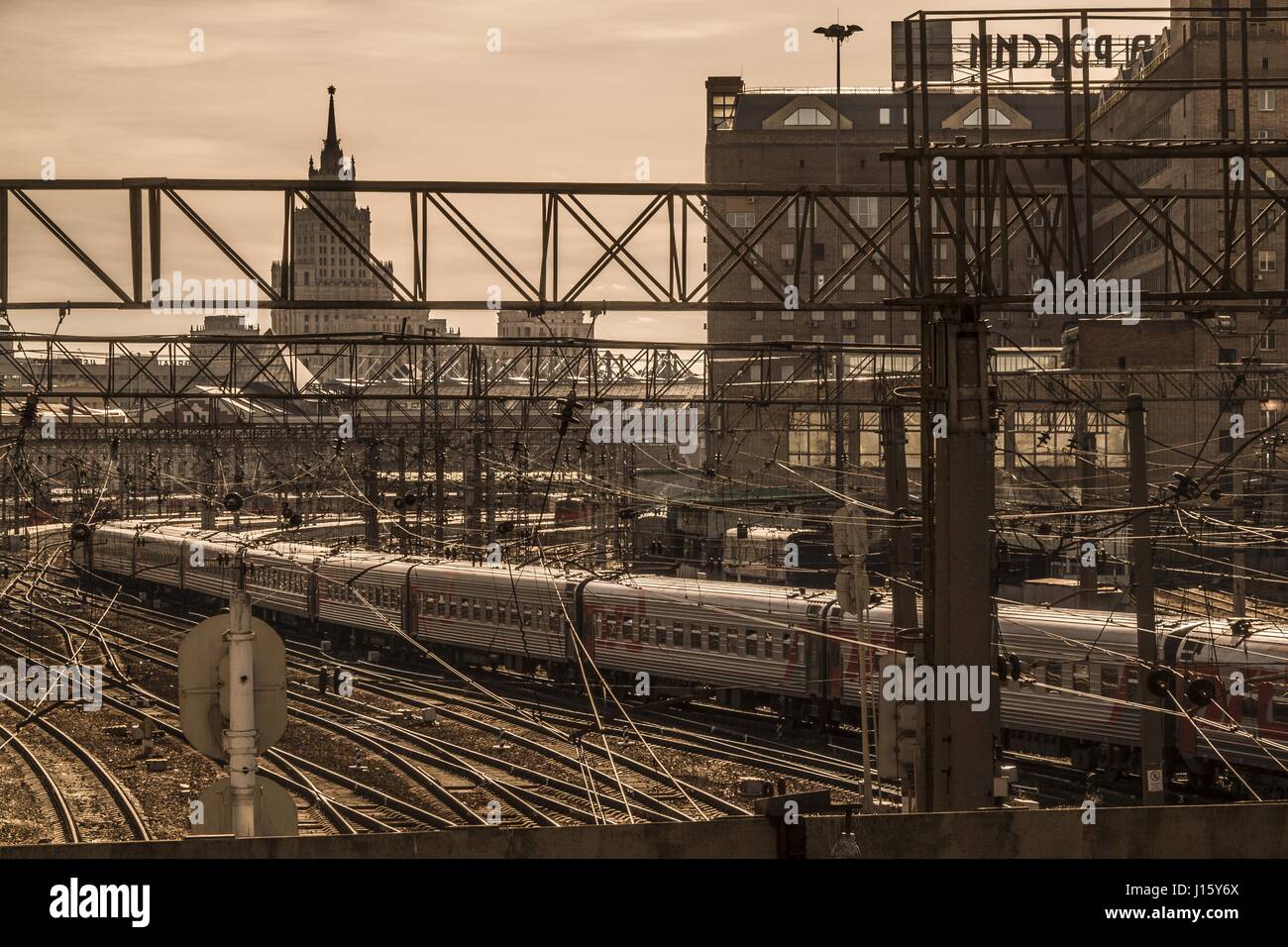 Russia, Moscow. Railroad tracks Stock Photo - Alamy