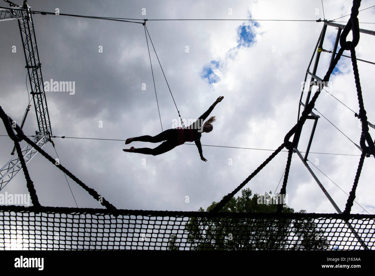 The gorilla circus flying trapeze school hi-res stock photography and ...