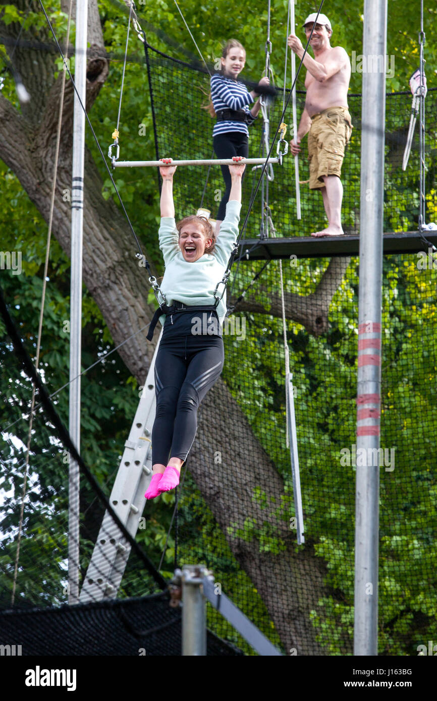 Circus safety net hi-res stock photography and images - Alamy