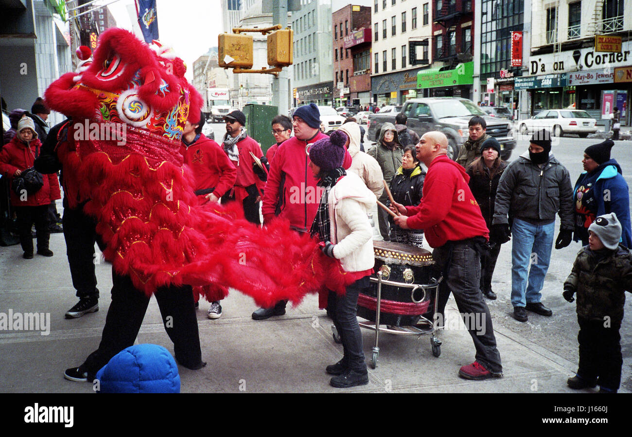 Nyc chinatown “chinatown dragon hi-res stock photography and images - Alamy