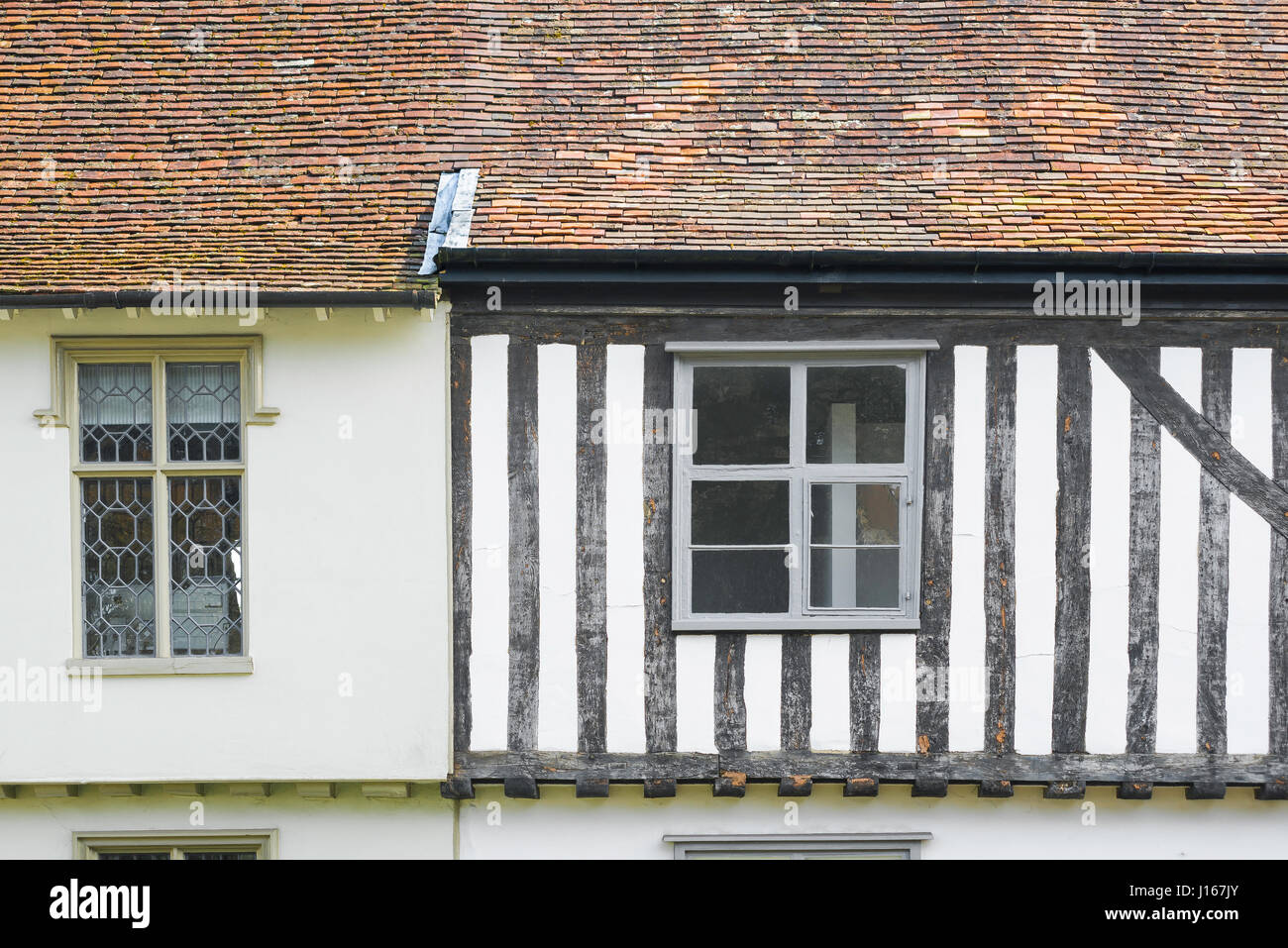 Timber medieval building hi-res stock photography and images - Alamy