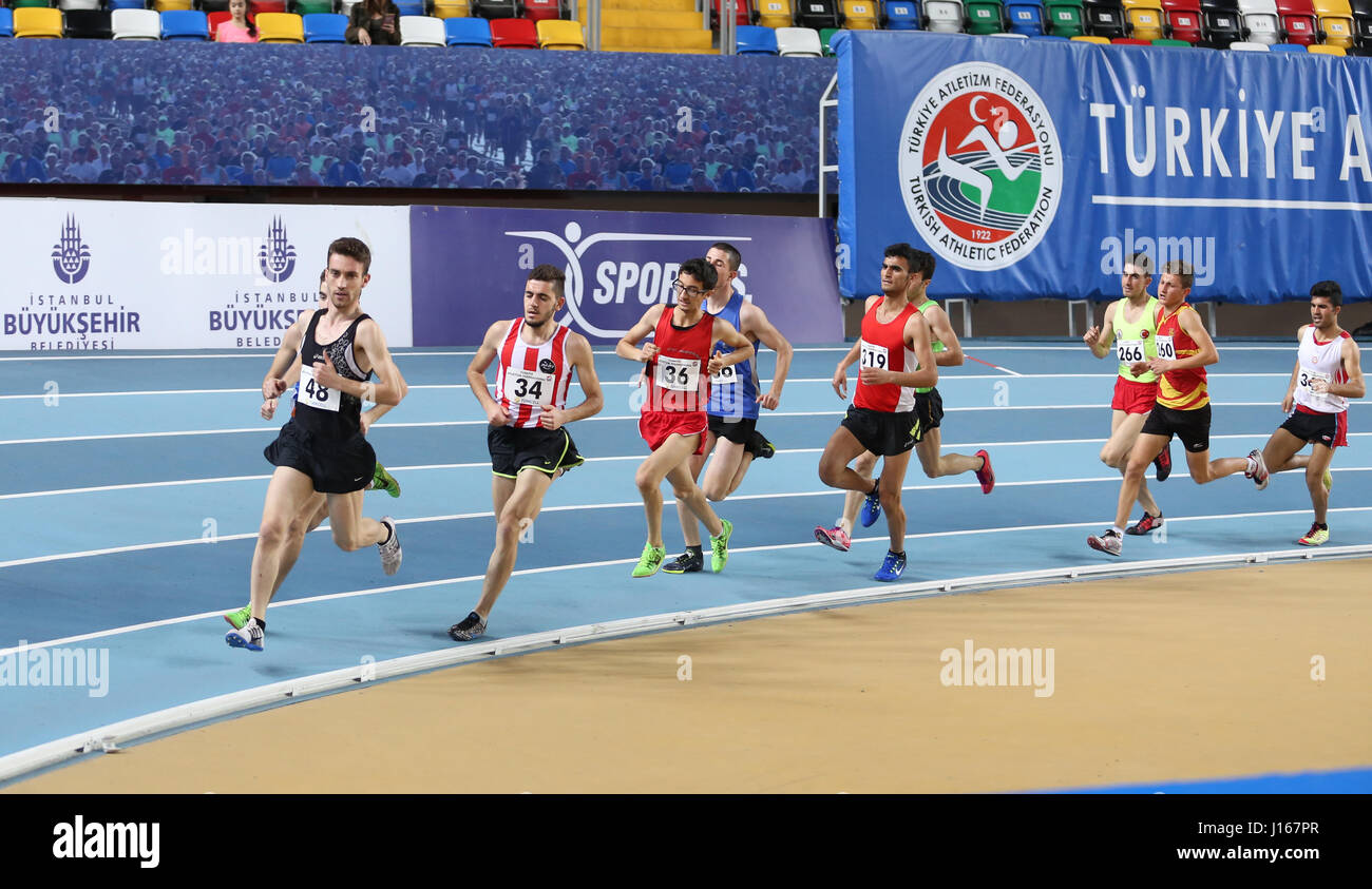 ISTANBUL, TURKEY - FEBRUARY 05, 2017: Athletes running during Turkcell ...