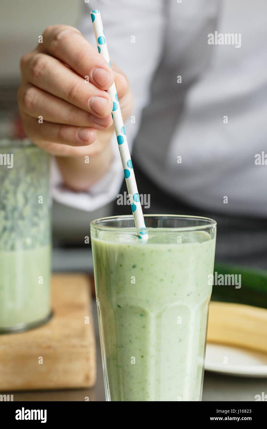 Healthy man preparing smoothie hi-res stock photography and images - Alamy