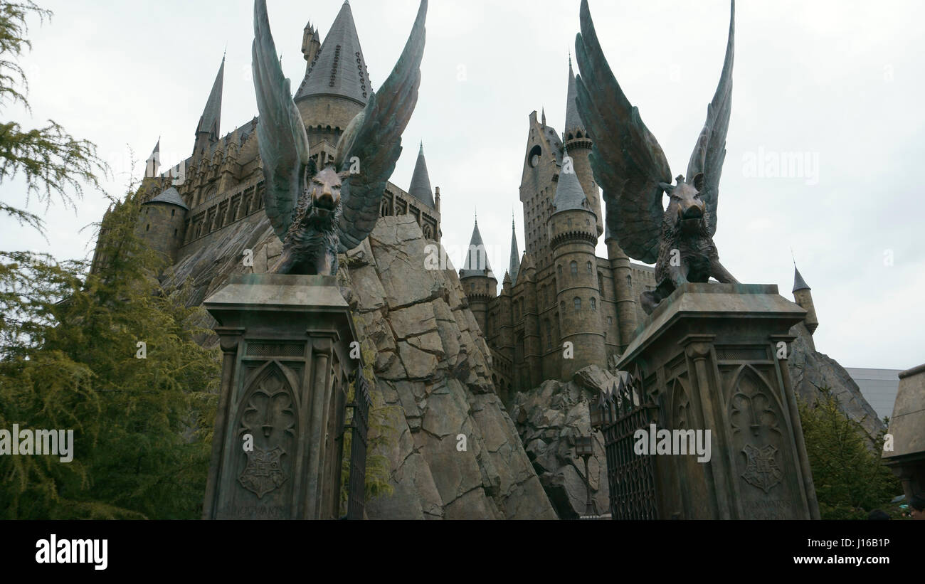 castle of harry potter Stock Photo - Alamy