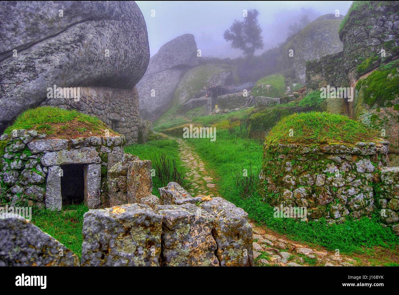 MONSANTO, PORTUGAL: Early settlements built under the boulders of ...
