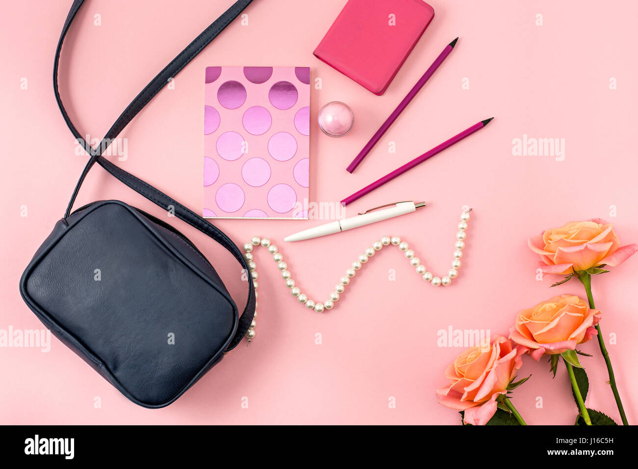 Handbag open top view hi-res stock photography and images - Alamy