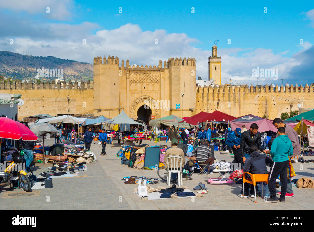 Fez morocco market hi-res stock photography and images - Alamy
