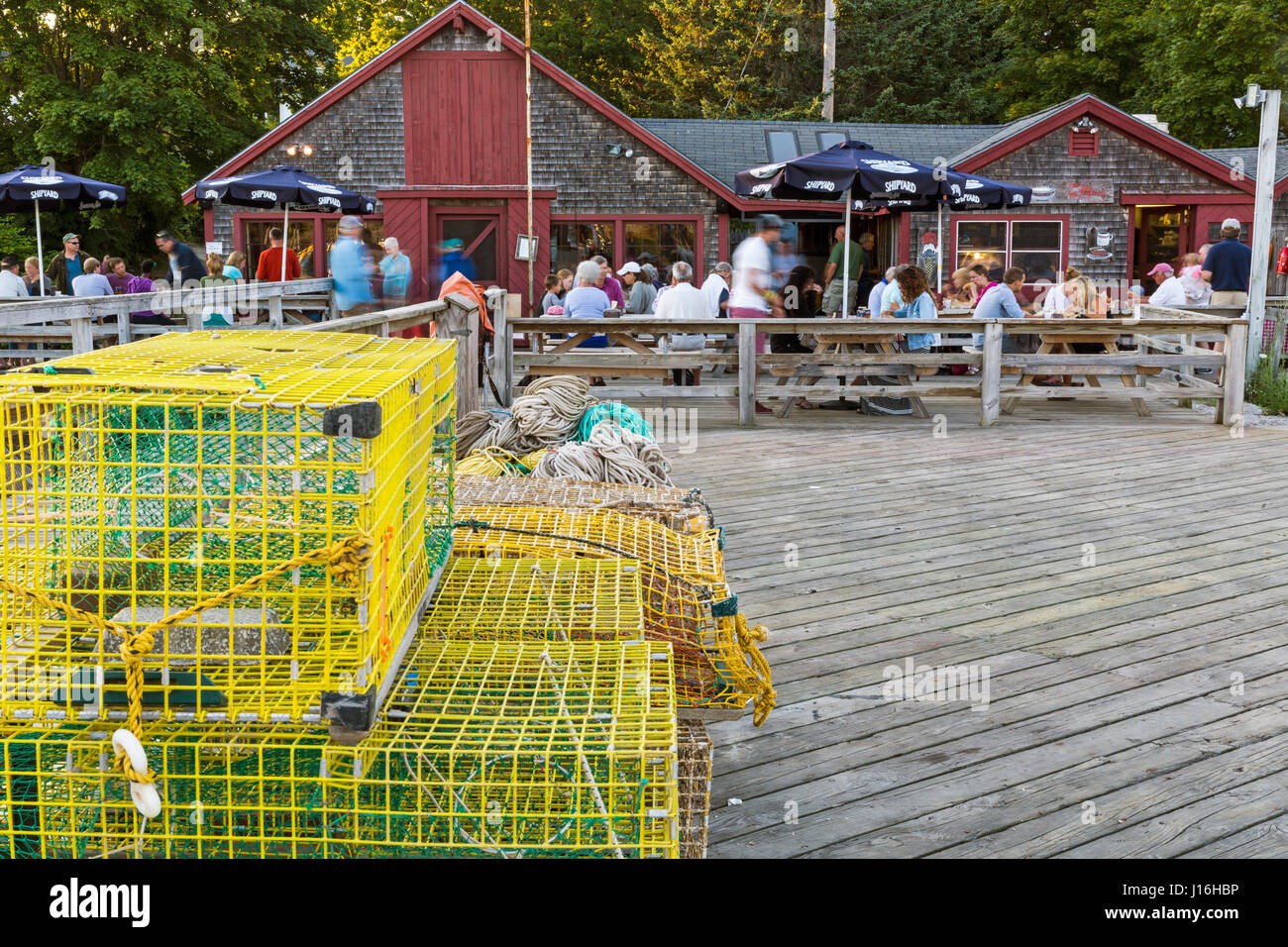 Tenants horizontal hi-res stock photography and images - Alamy