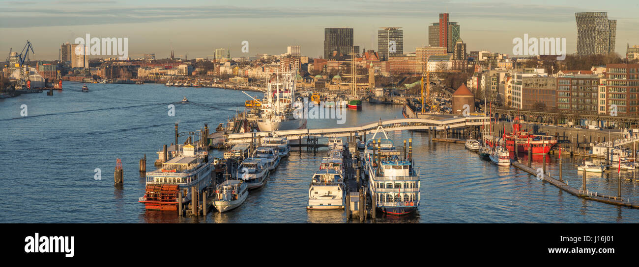 Hamburg harbor, Germany Stock Photo - Alamy