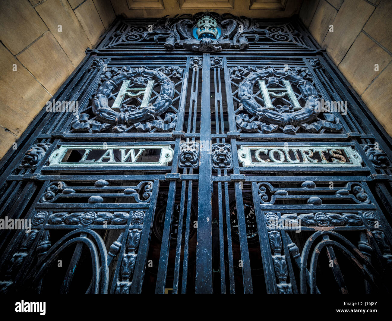 Uk legal courts hi-res stock photography and images - Alamy