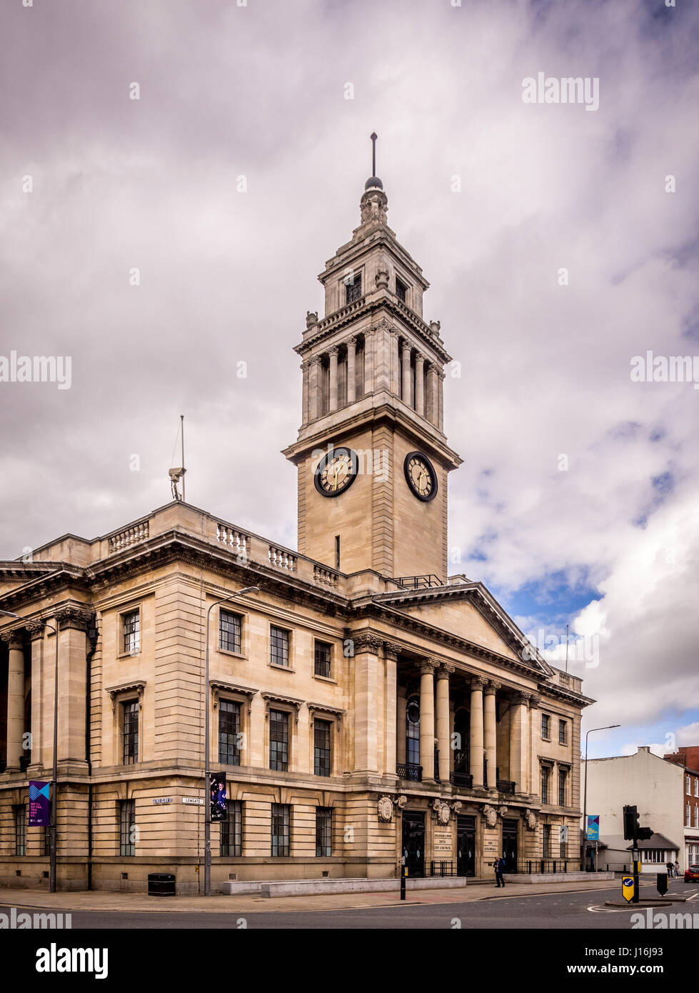 Hull guildhall hi-res stock photography and images - Alamy