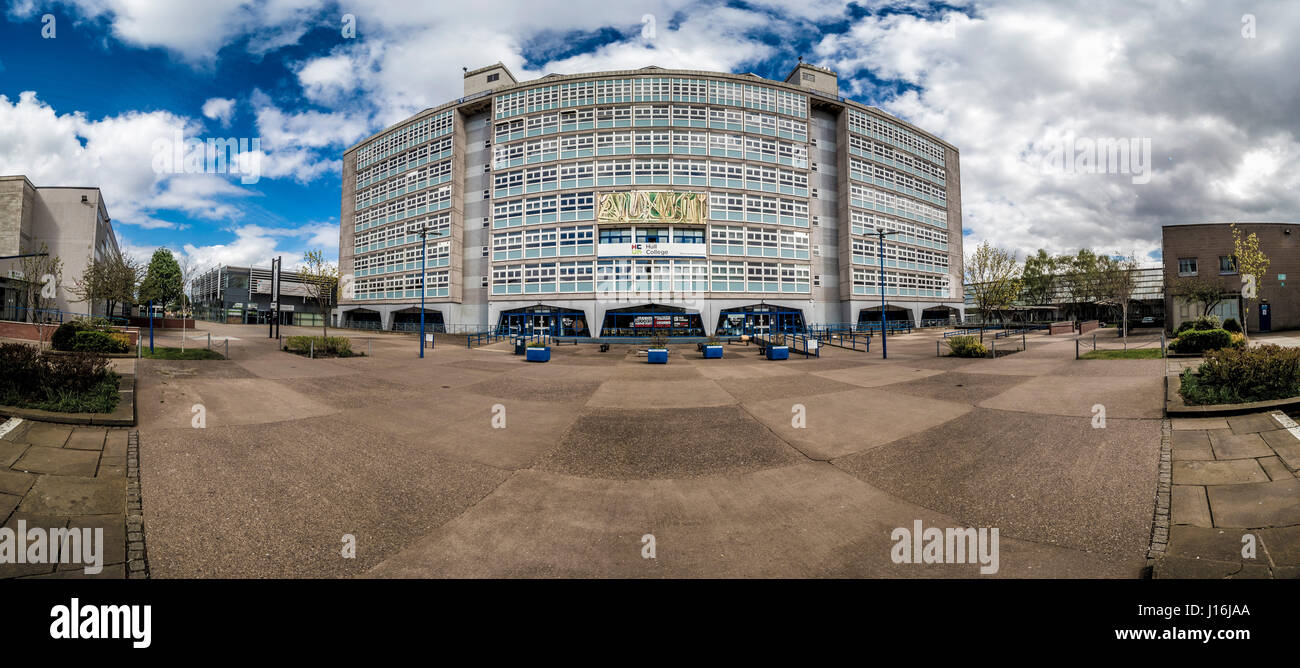 Hull College "Tower Block" building, Queen's Gardens, Hull, UK Stock ...