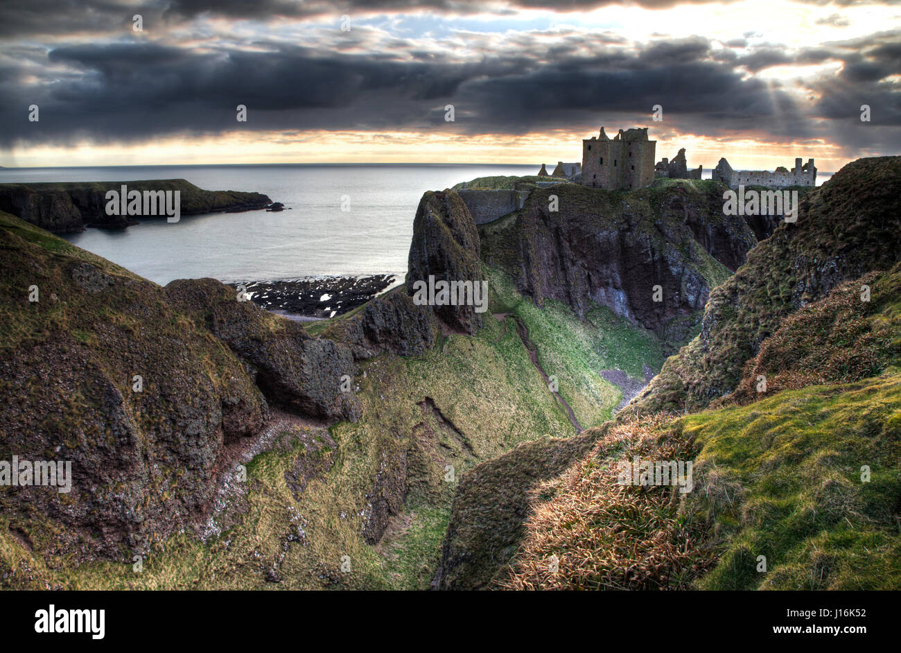 Dunnottar castle scotland hi-res stock photography and images - Alamy