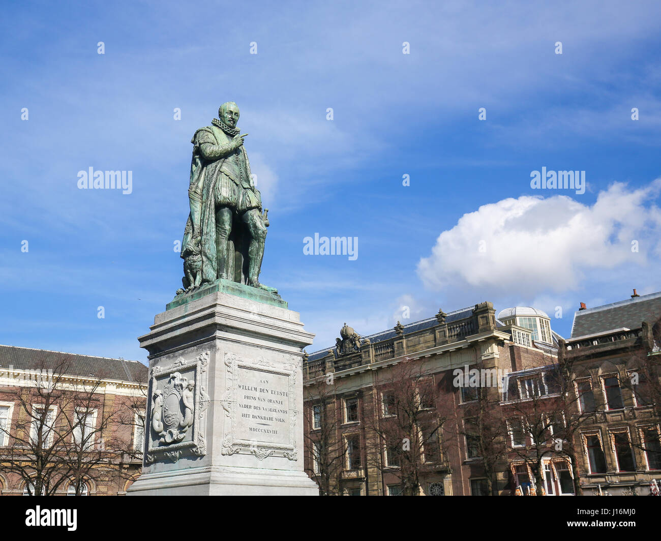 Statue in the hague hi-res stock photography and images - Alamy