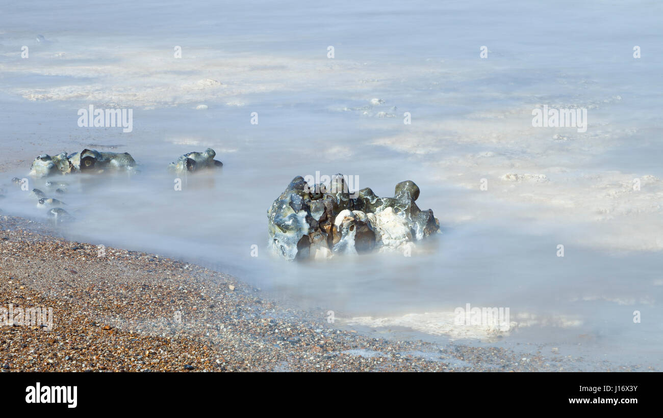 Flint stones at beach hi-res stock photography and images - Alamy