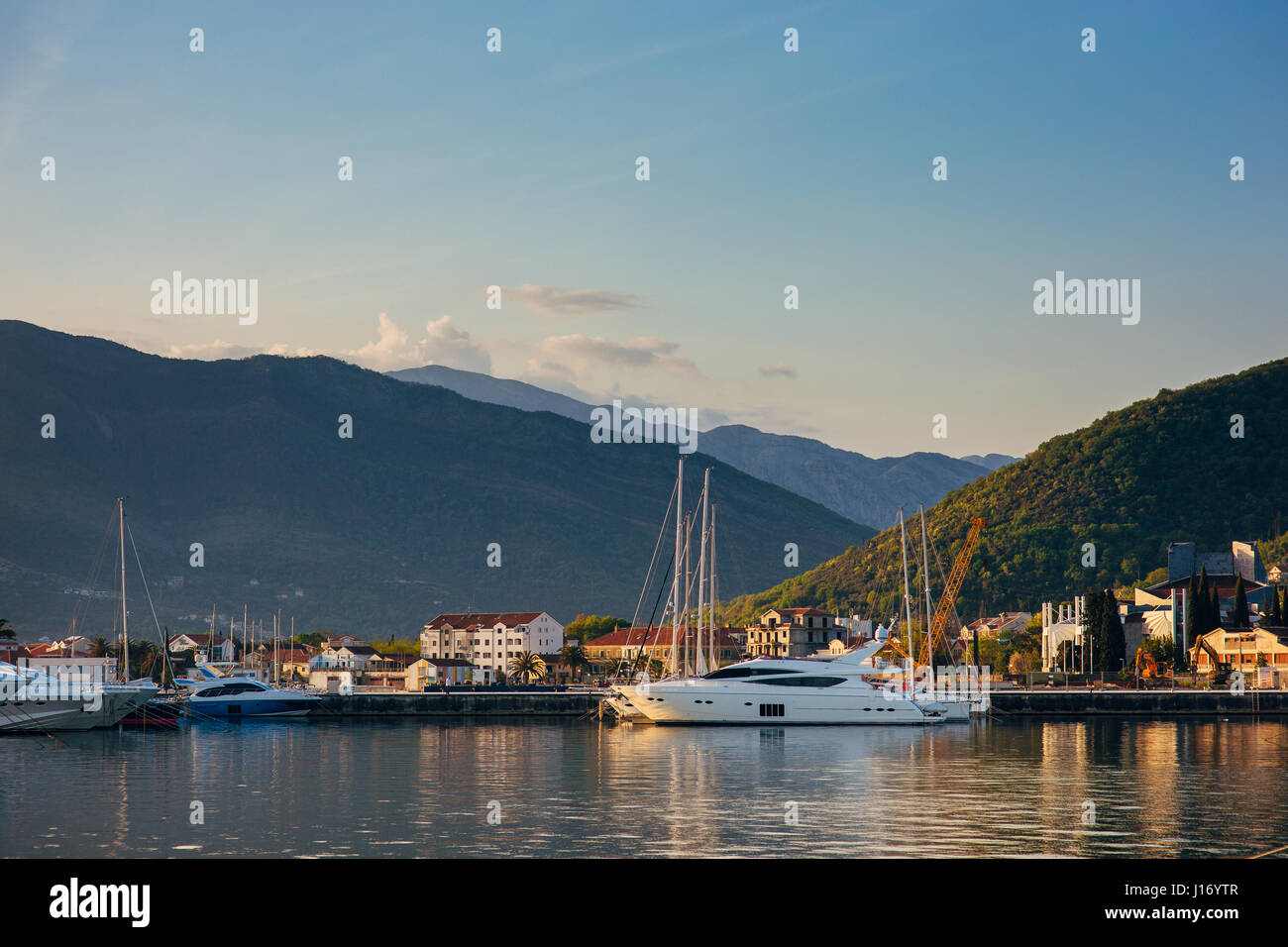 Yachts and boats in the Adriatic Sea Stock Photo - Alamy