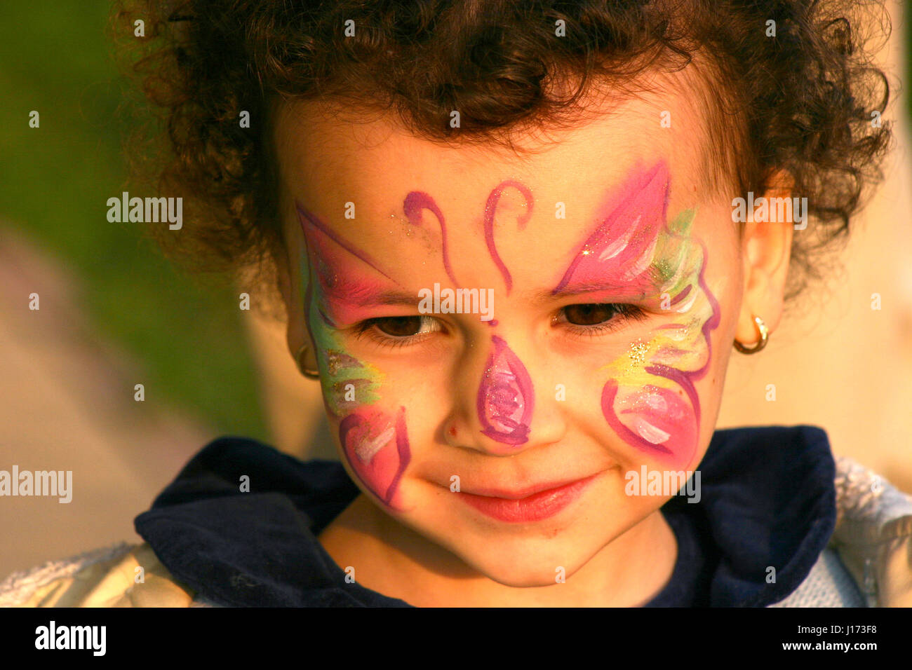 Face paint design hi-res stock photography and images - Alamy
