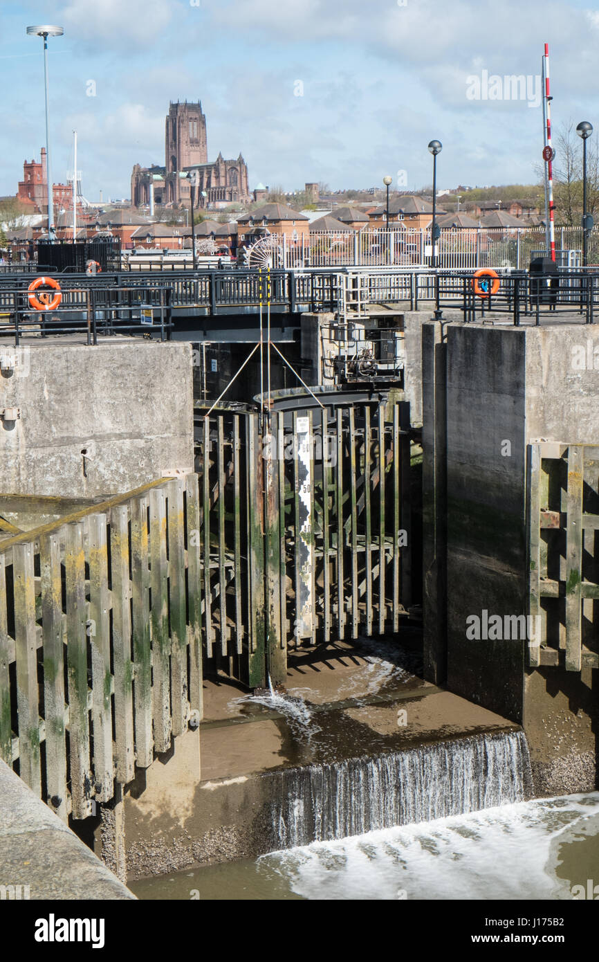 Brunswick dock hi-res stock photography and images - Alamy