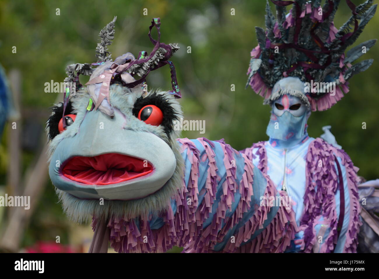theme park people on rides and coasters Stock Photo - Alamy