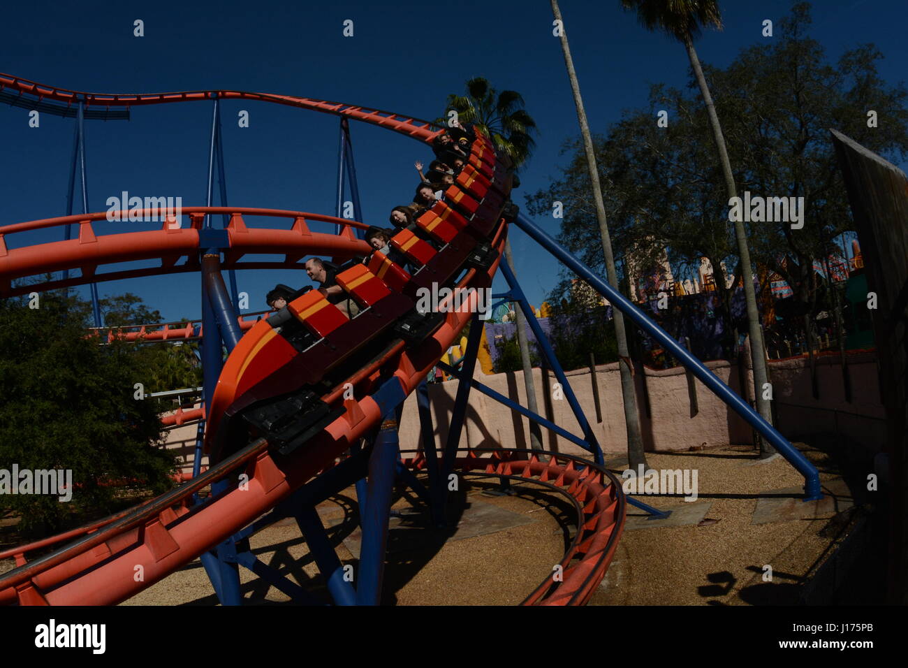 Theme park rides hi-res stock photography and images - Alamy